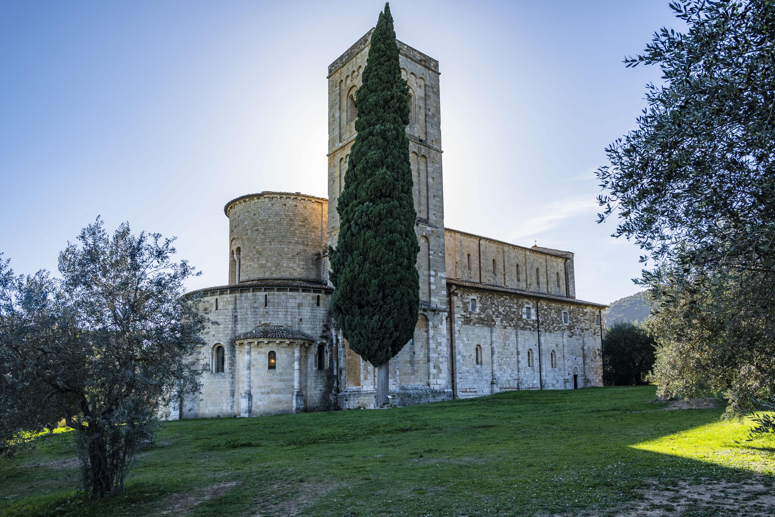 Abbazia di Sant'Antimo, austera bellezza medioevale - I viaggi dell'Anto